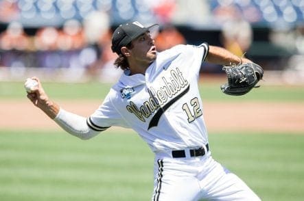 Long Toss Training to Improve Baseball Throwing Skills